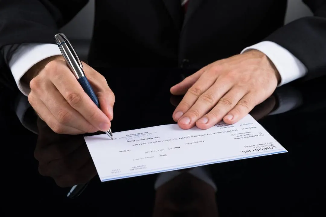 Cheque Bounce & Debt Recovery In The UAE: Legal Remedies & Enforcement ...